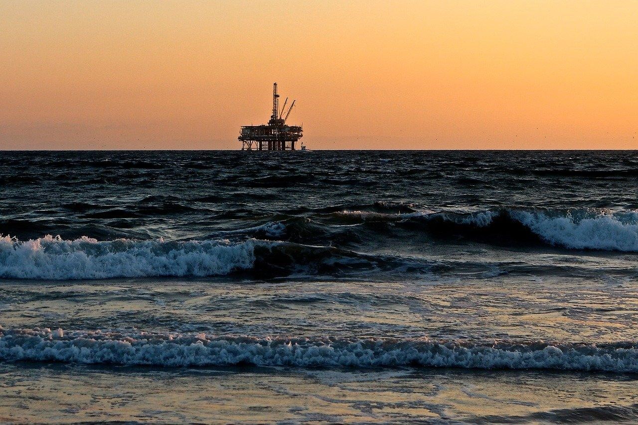 5 Ways The Oil Industry Helps To Keep The Environment Clean